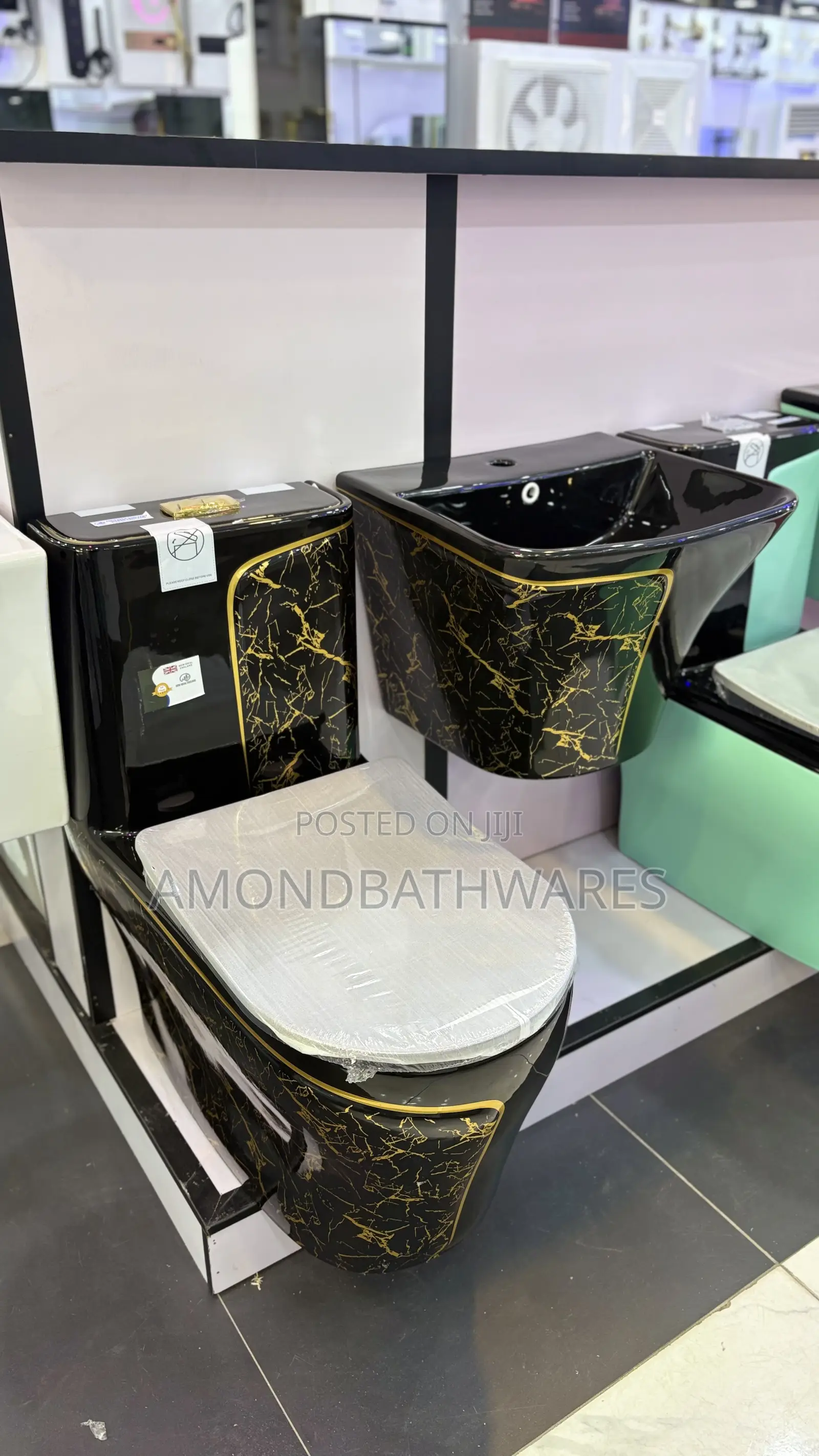 Black and Gold Executive Water Cistern in Orile - Plumbing & Water ...