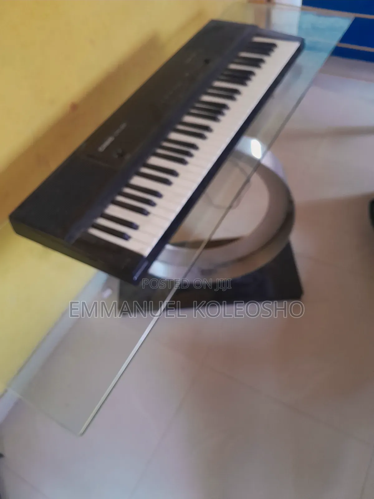 Unique Classic Glass Table in Ikorodu - Furniture, Emmanuel Koleosho ...