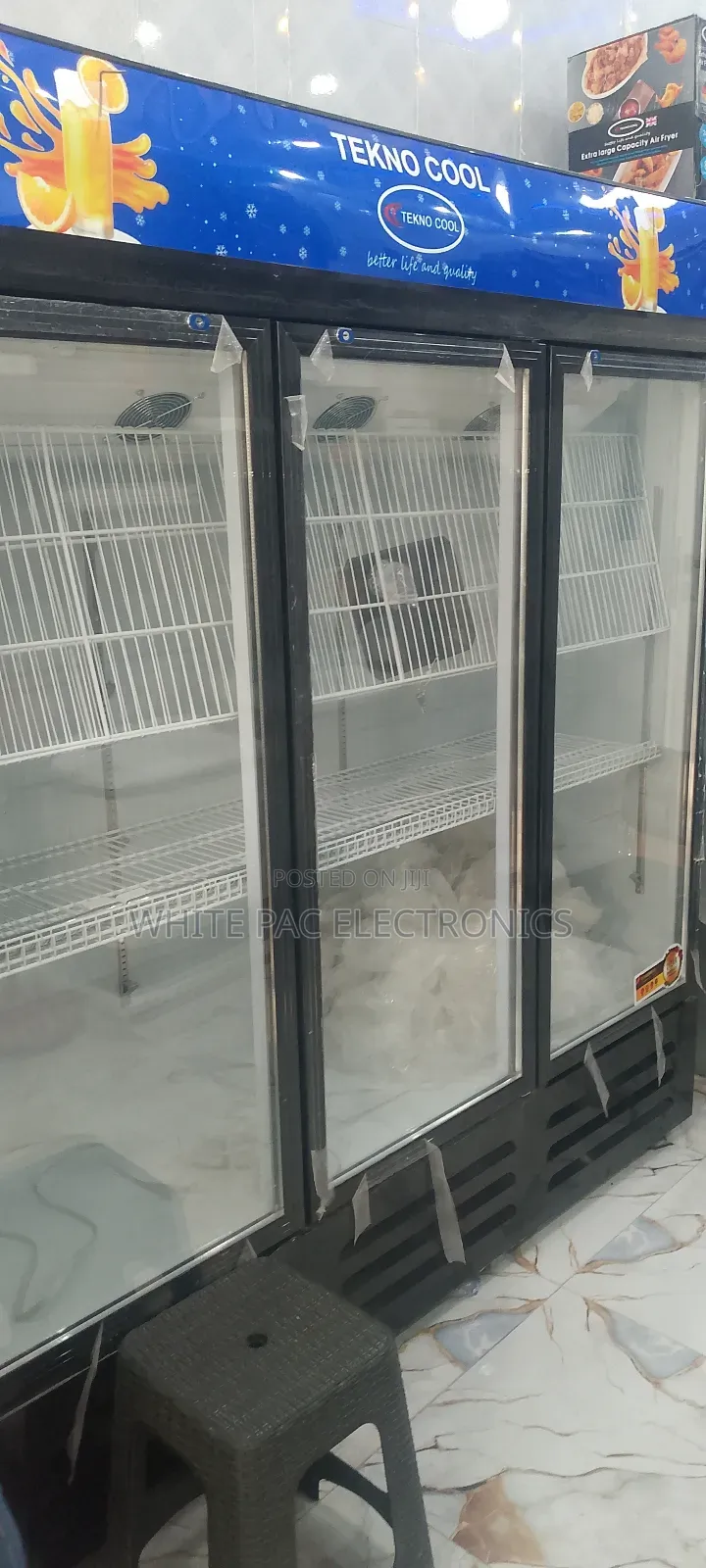 Teknocool Showcase Standing Freezer Fast Cooling( 1050 Litre ) > 2 Yrs ...