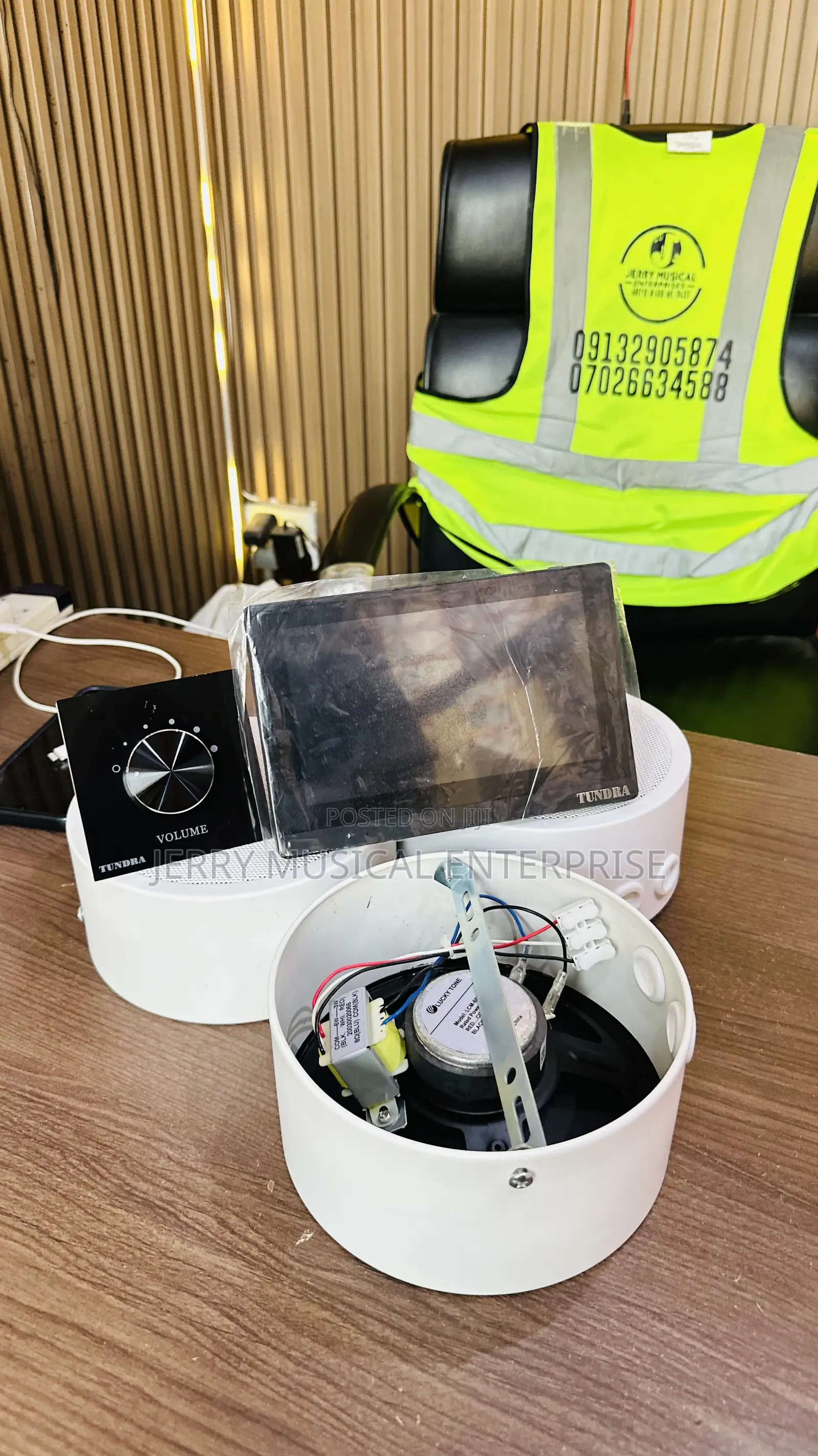 Surface Speakers For Decking With 7inches In Wall Amplifier in Lekki ...