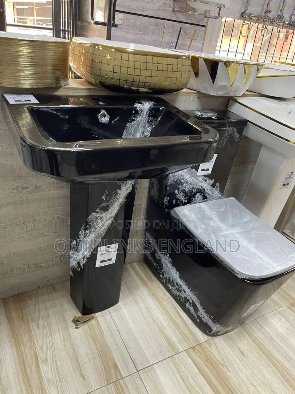 High Quality Black and White Design Water Closet With Standing Basin in ...