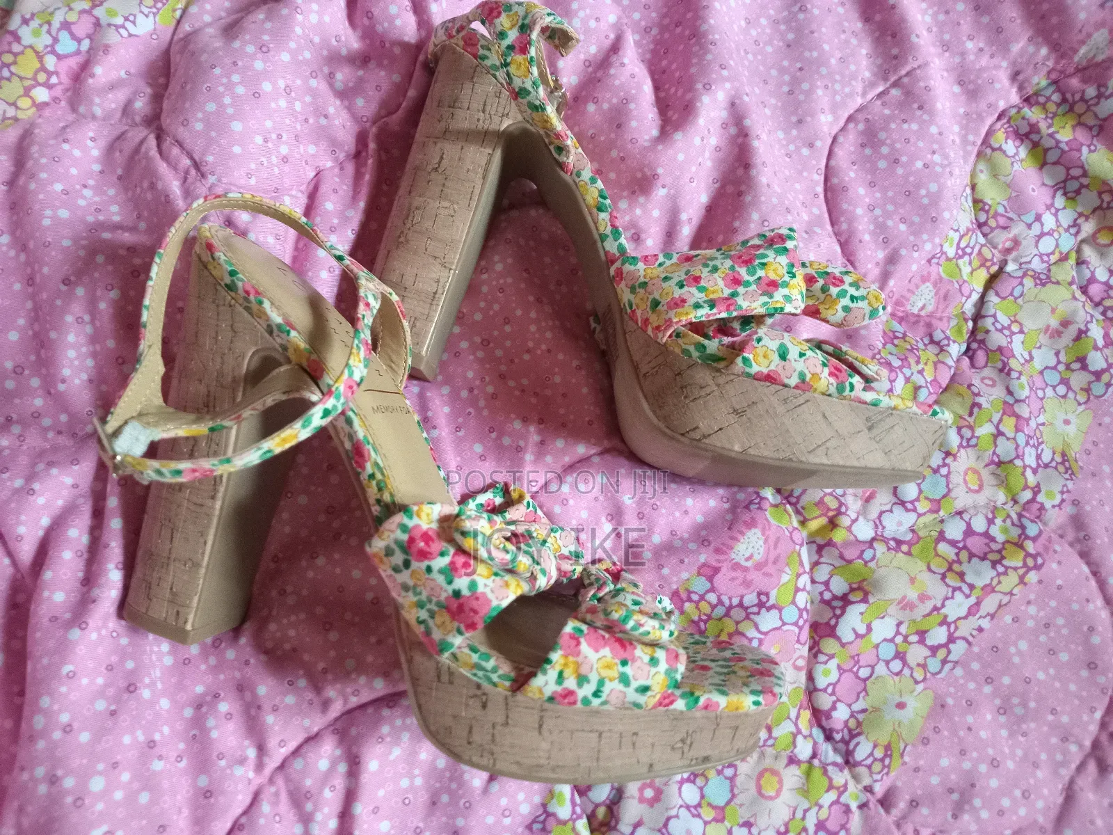Floral Beautiful Wedge Heel for My Ladies With Small Legs in Ajah ...