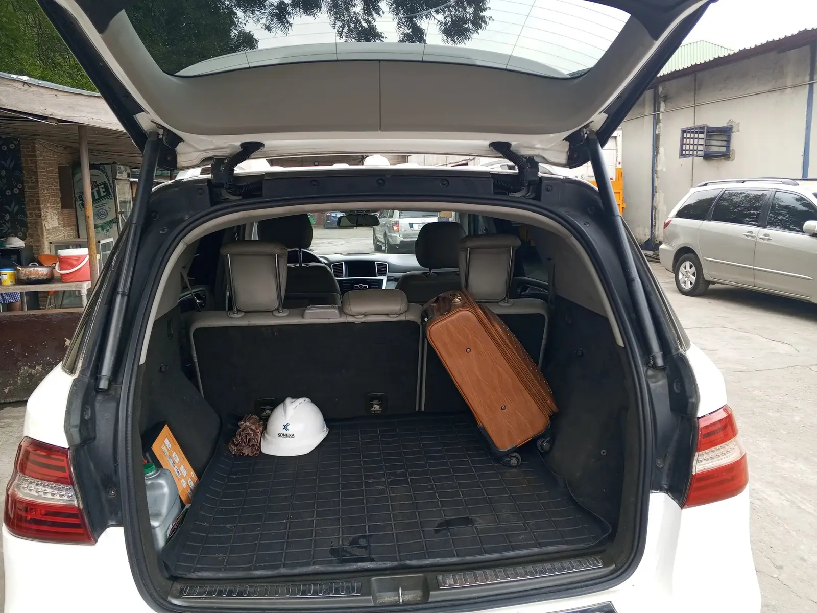 Mercedes-Benz M Class 2013 White in Ilupeju - Cars, Car Marketplace ...