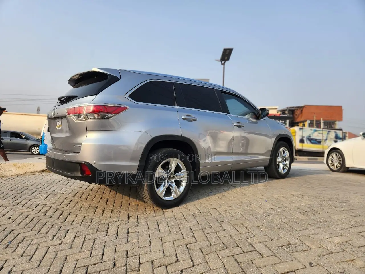 Toyota Highlander Limited 4dr SUV AWD (3.5L 6cyl 6A) 2015 Gray in Ajah ...