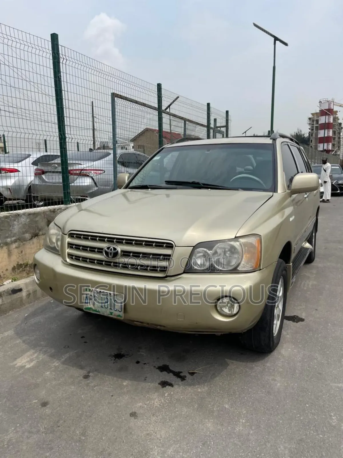 Toyota Highlander Limited V6 FWD 2003 Gold in Lekki - Cars, Segun ...