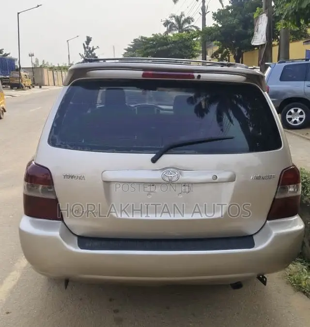 Toyota Highlander Limited V6 2005 Gold in Abule Egba - Cars ...