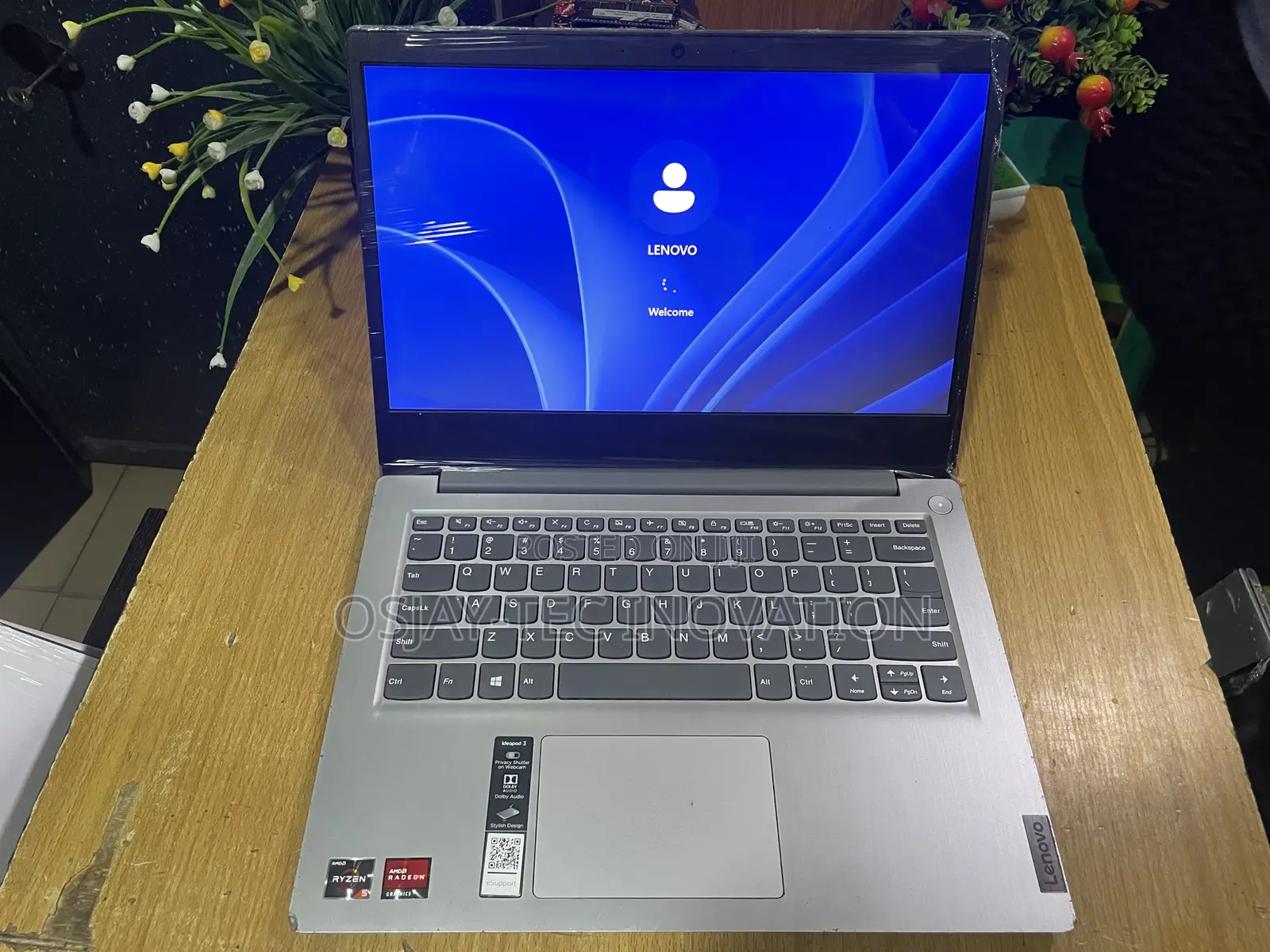 Laptop Lenovo Ideapad 3 8GB AMD Ryzen 5 SSD 256GB in Benin City ...