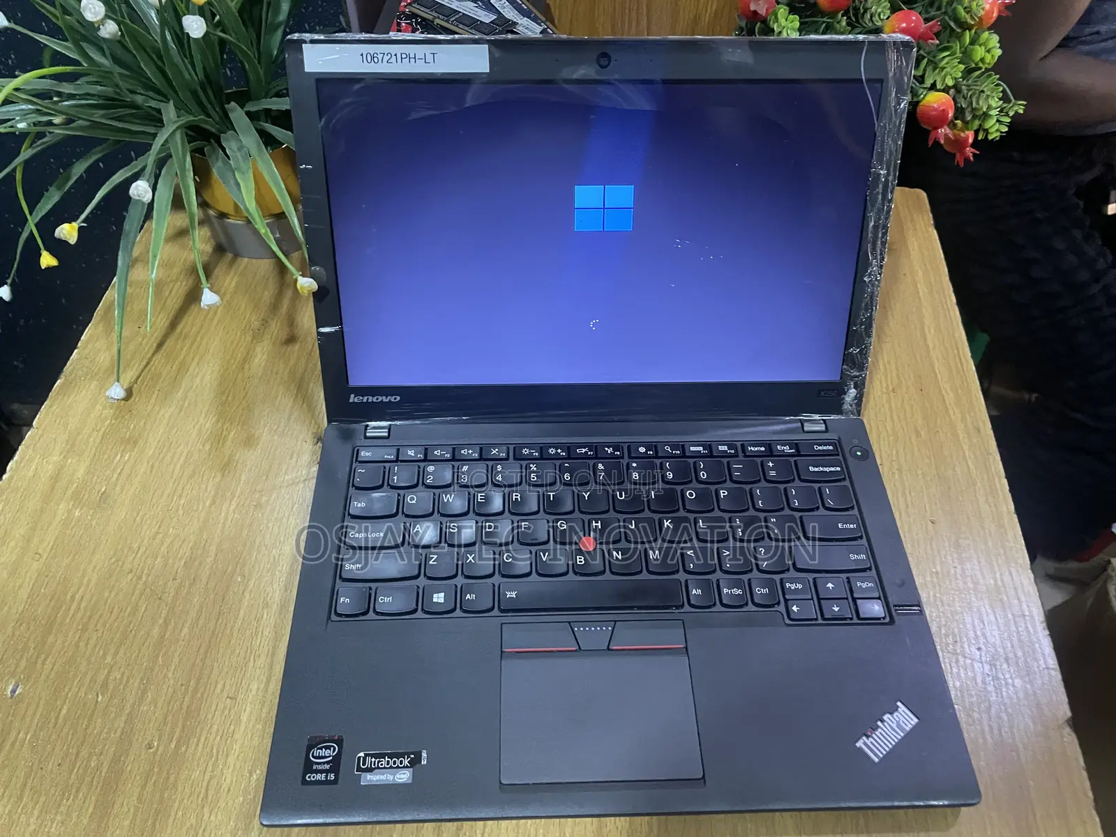 Laptop Lenovo ThinkPad X250 8GB Intel Core i5 SSD 128GB in Benin City ...