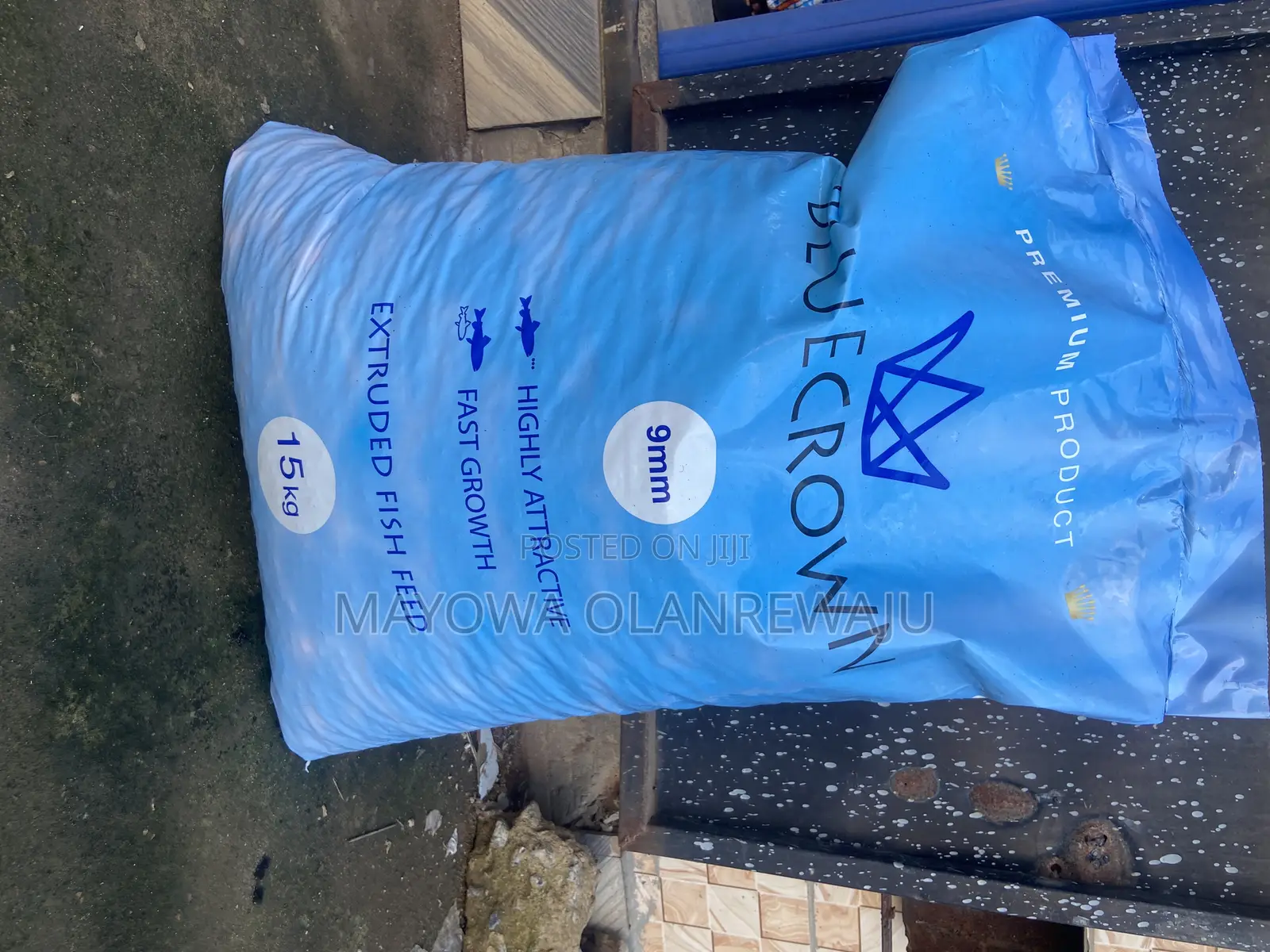 Blue Crown Fish Feed 9mm in Gwagwalada - Farm Animal Feed & Supplements ...