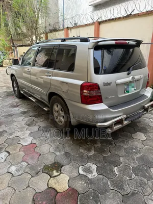 Toyota Highlander V6 AWD 2003 Gold in Port-Harcourt - Cars, Moji Muibi ...
