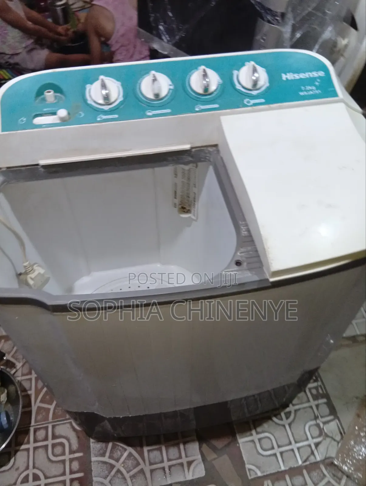 Fairly Used 7kg Hisense Washing Machine. in Lugbe District - Home ...