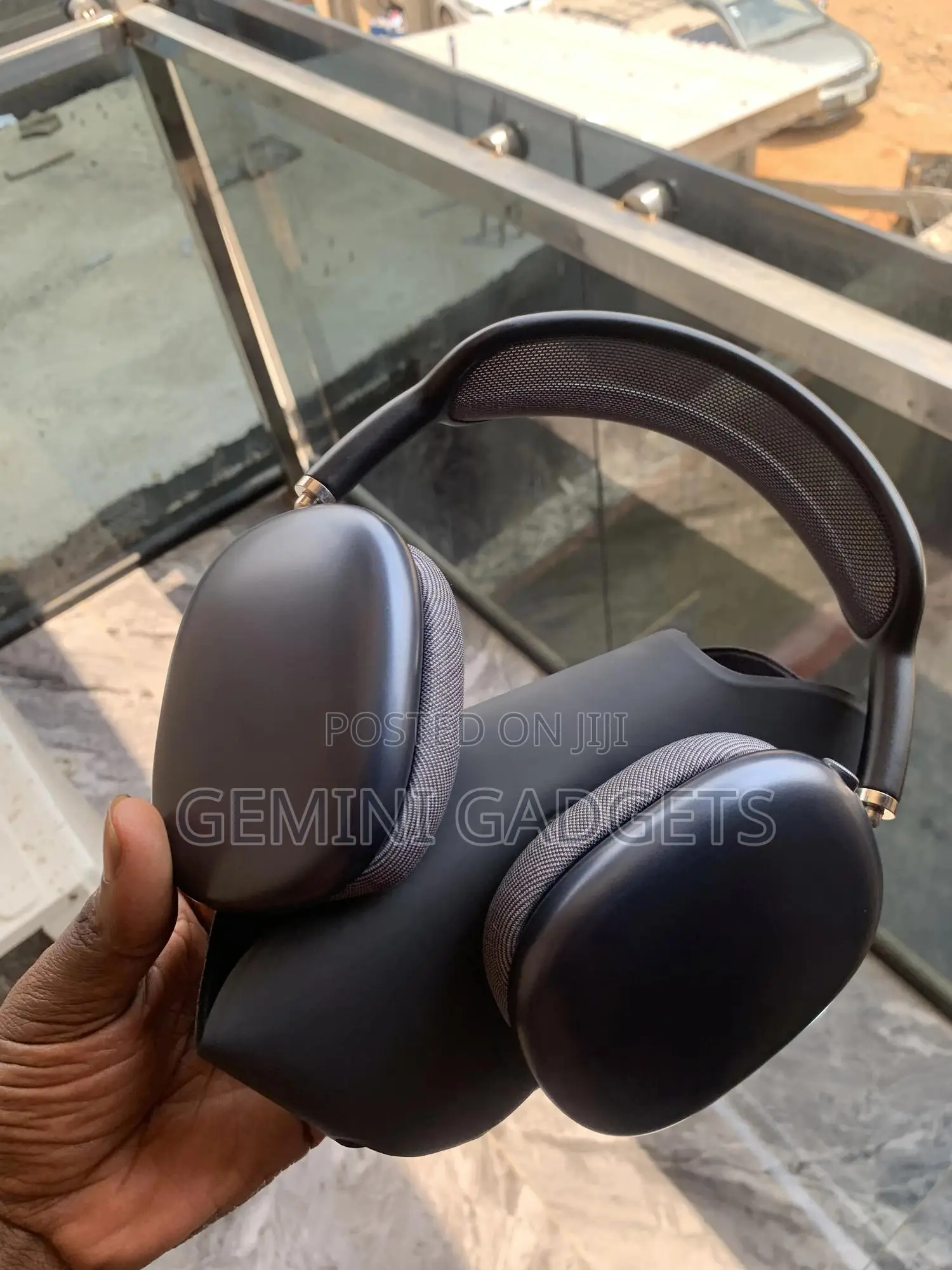 Massively Clean Airpod Max 2 Original ( 100% Good Buy) for sale ...