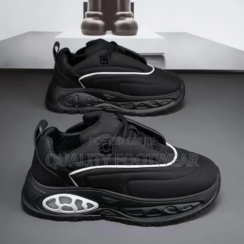 Fashion Sneakers in Ojo - Shoes, Emmanuel Udochukwu | Jiji.ng