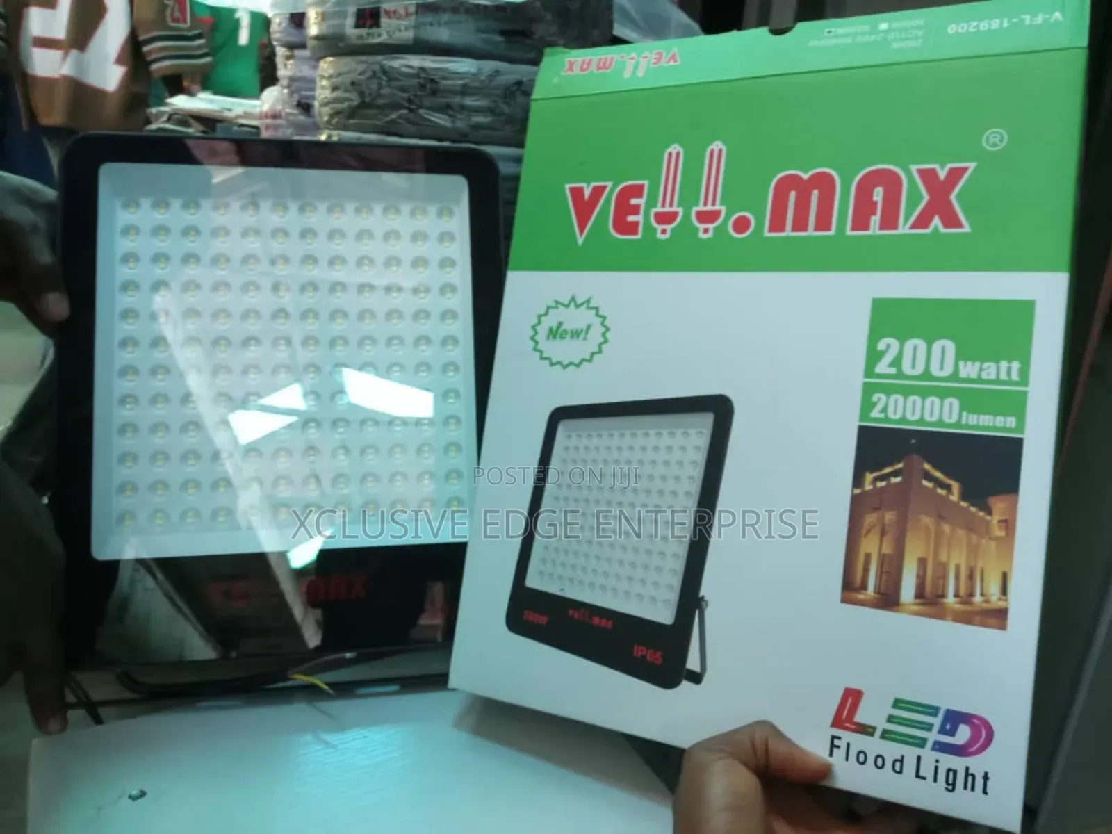 Vell Max 200w Floodlight in Ojo - Lighting, Nwankwo Emmanuel | Jiji.ng