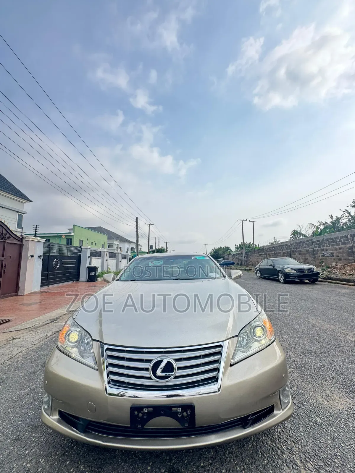 Lexus ES 350 2012 Gold in Ikeja - Cars, Zoe Automobile | Jiji.ng