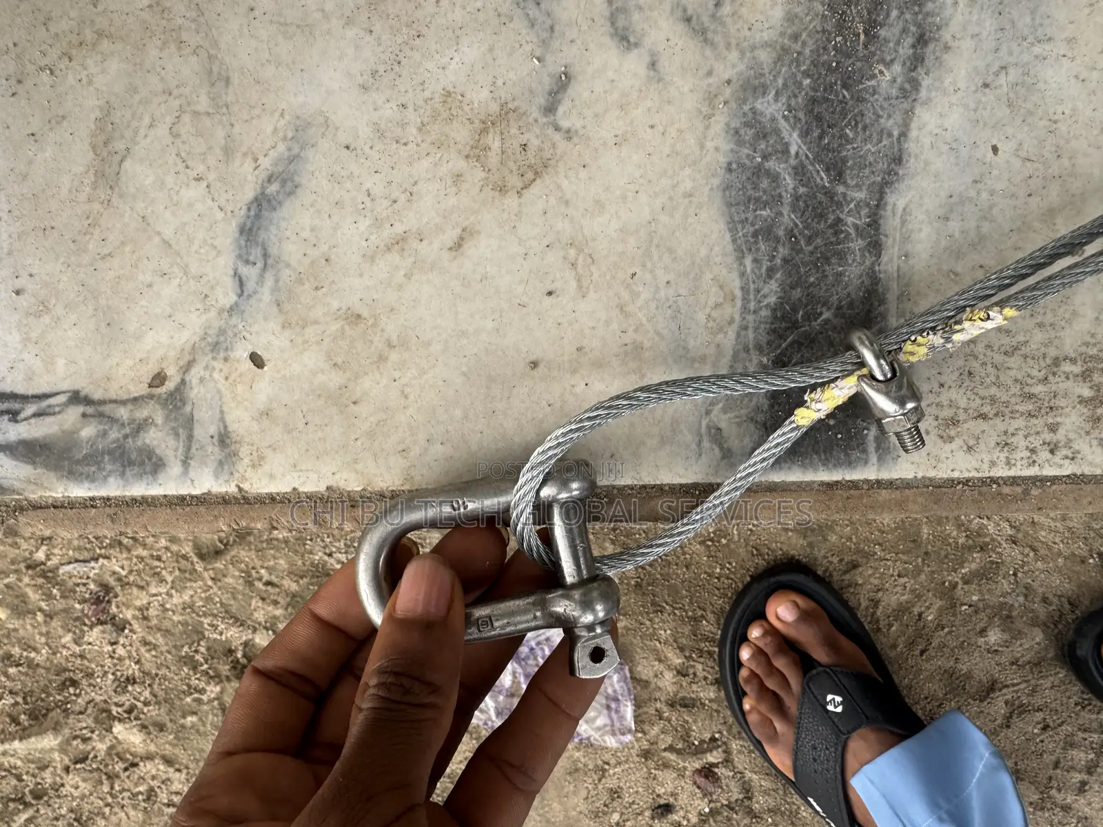 Steel Wire Rope Sling Equipped With a Stainless Steel Anchor Shackle in ...
