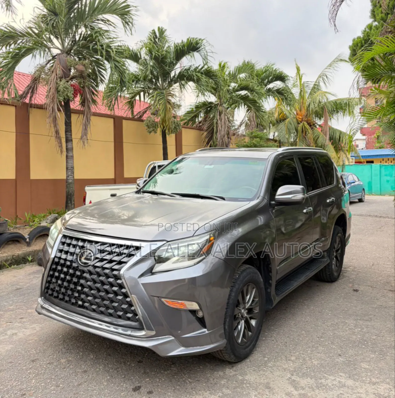 Lexus GX 2012 Gray in Yaba - Cars, Adewale Alex Alex Autos | Jiji.ng