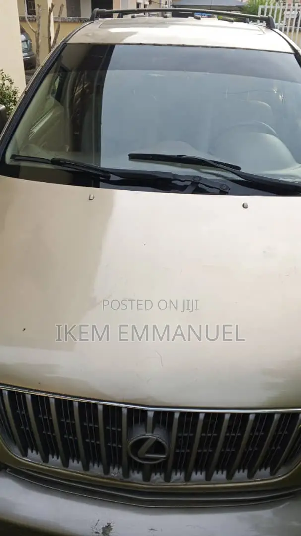 Lexus RX 2000 Gold for sale - Ikem Emmanuel Price: ₦ 3,850,000 on Jiji ...