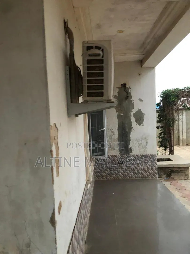 3bdrm Bungalow in Red Bricks, Chikun for sale for sale - Altine ...