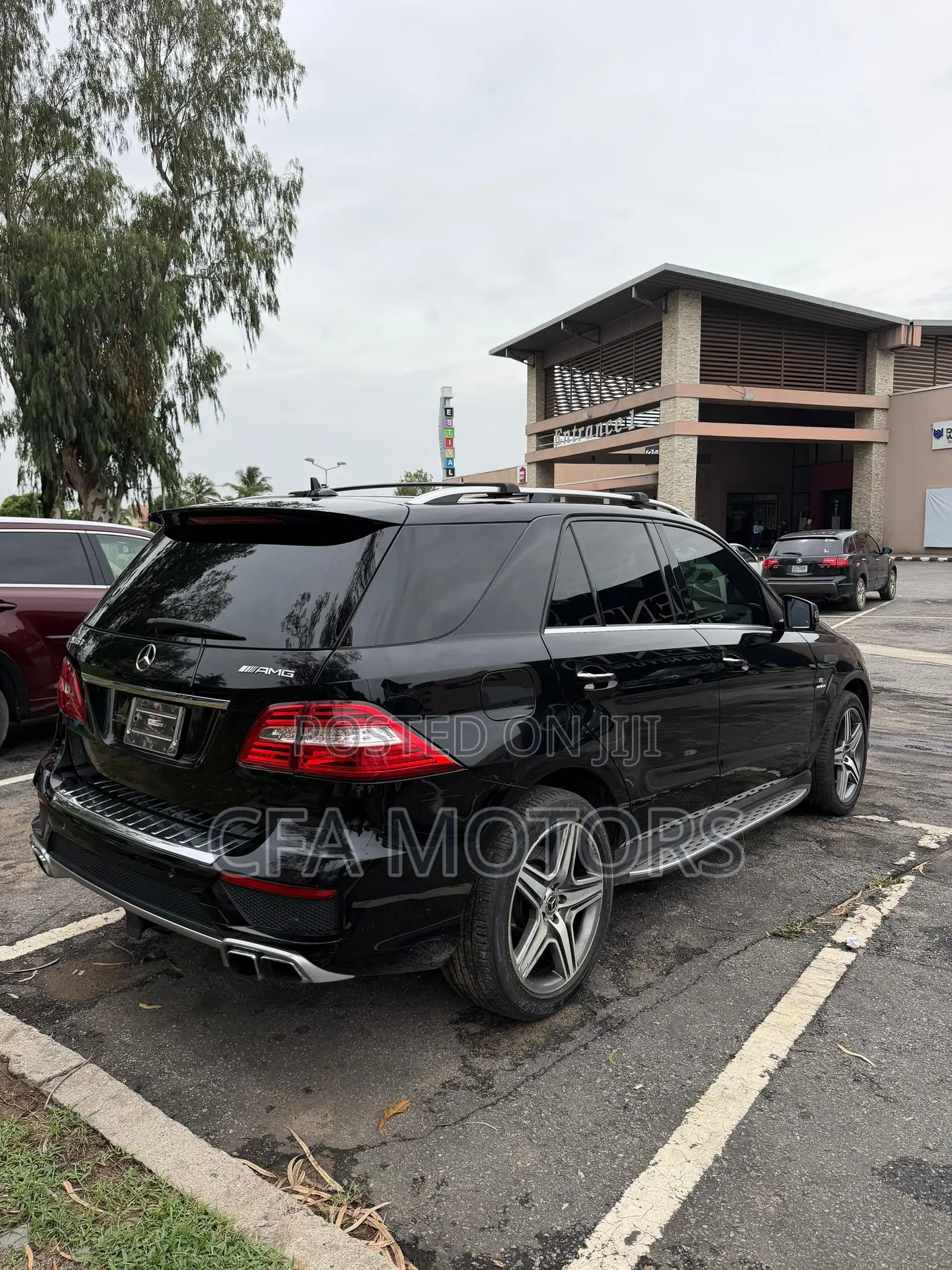 Mercedes-Benz M Class ML63 AMG 4dr SUV AWD (5.5L 8cyl Turbo 7A) 2014 ...