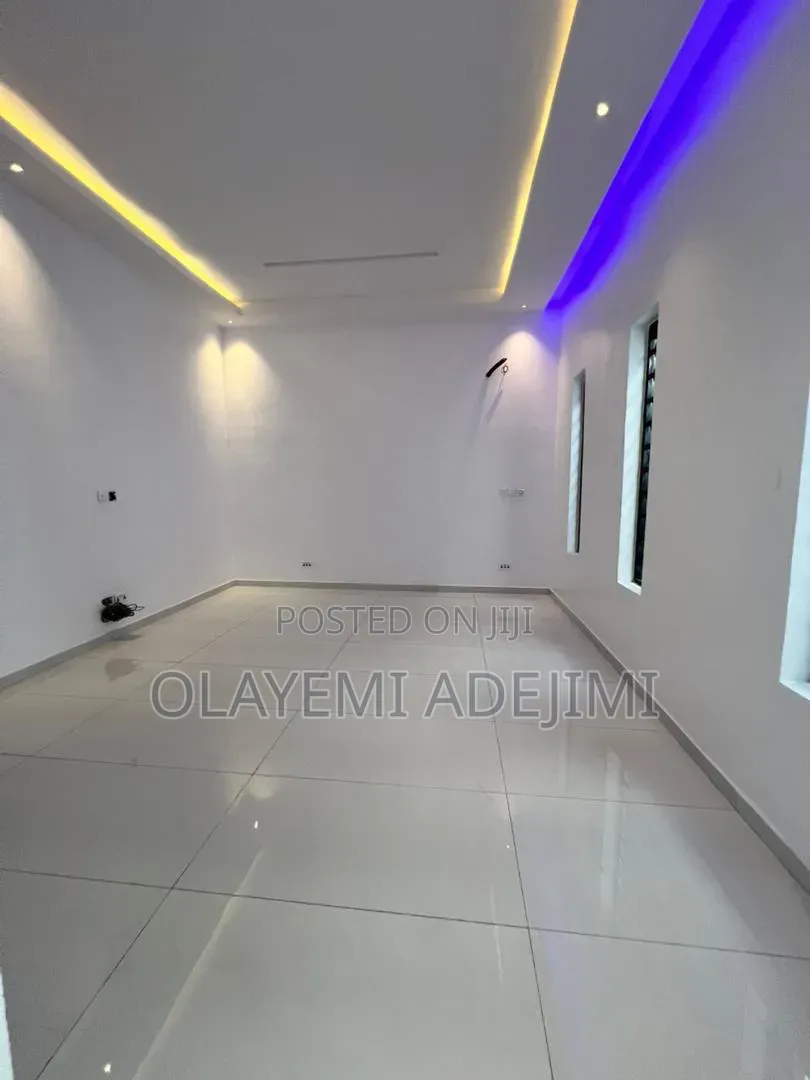 4bdrm Duplex in Chevron for sale for sale - Price: ₦ 250,000,000 on ...