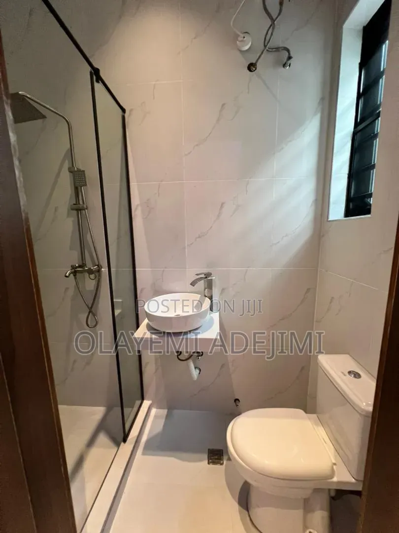 4bdrm Duplex in Chevron for sale for sale - Price: ₦ 250,000,000 on ...