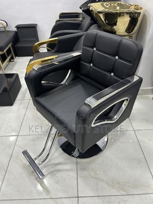 Beautiful Styling/Salon Chair (H117 Button) for sale - Kelz beauty ...