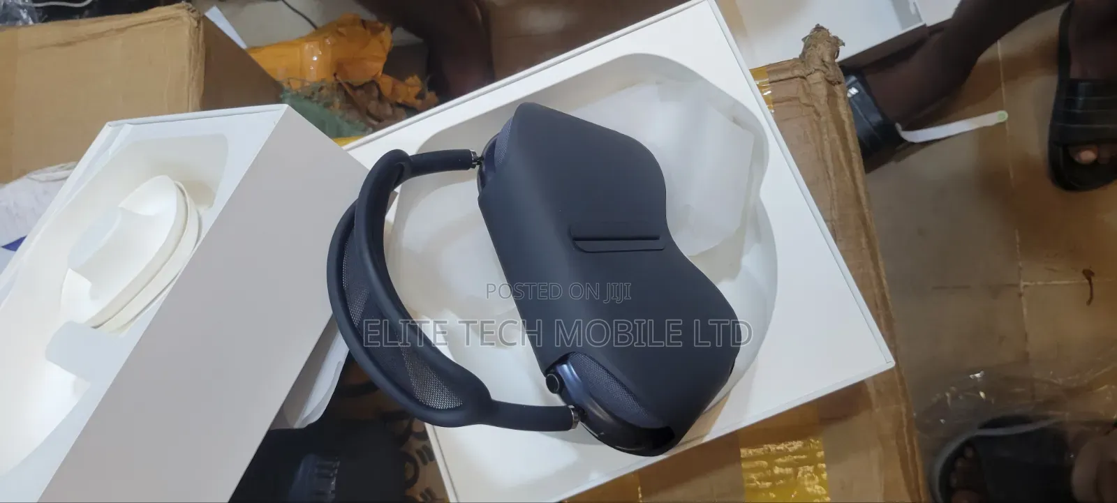 Apple Airpod Max With Bag for sale - Elite Tech Mobile Ltd Price: ₦ ...