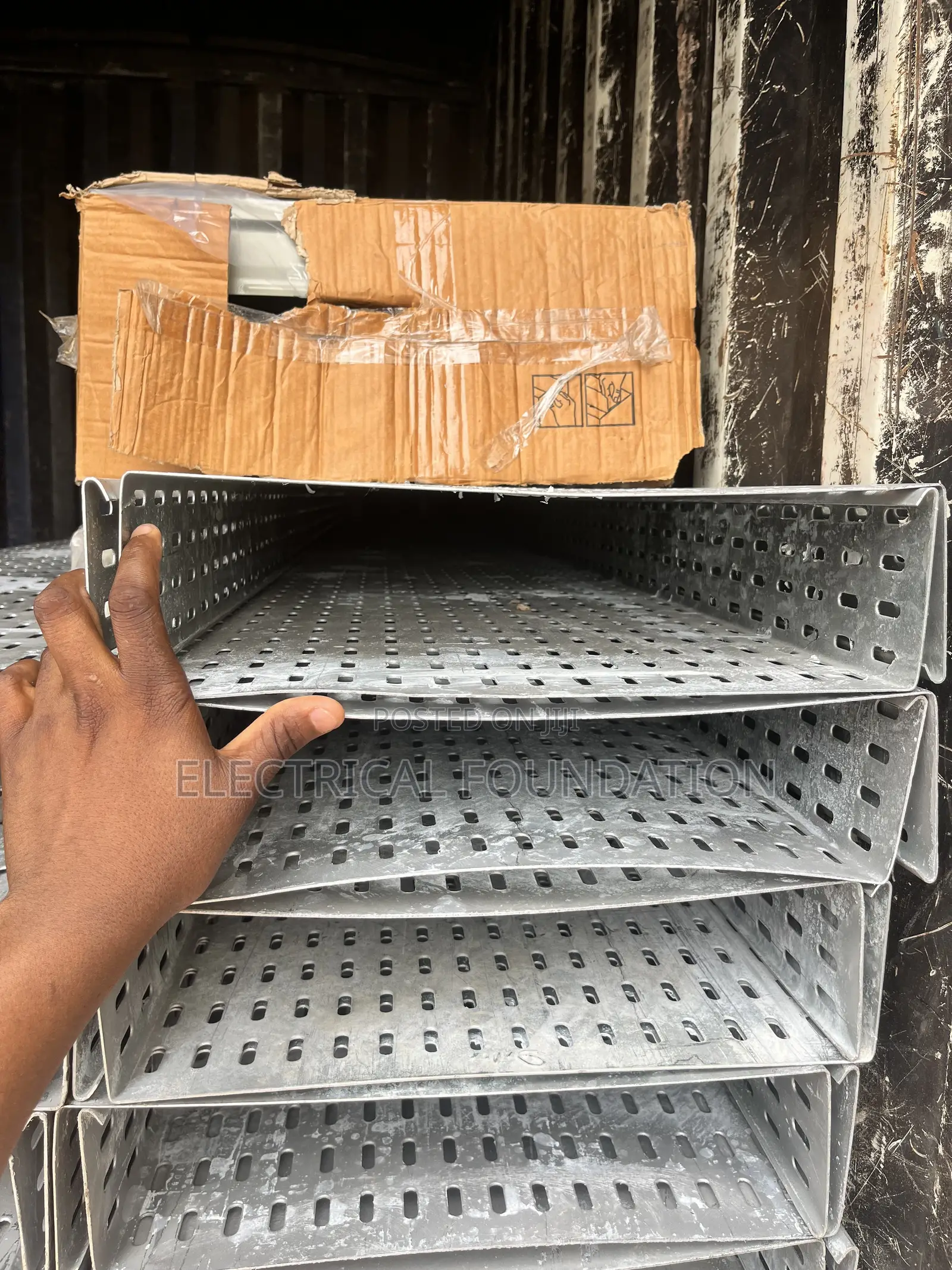 Hot -Deep Galvanized Cable Tray 400*100mm*3 Meters for sale ...