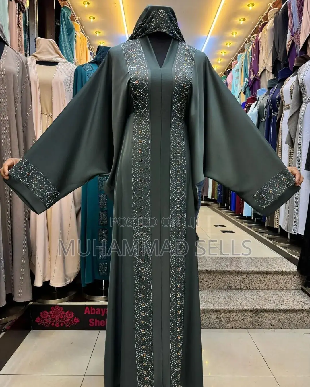 Abaya for the Ladies for sale - Muhammad Sells Price: ₦ 40,000 on Jiji ...