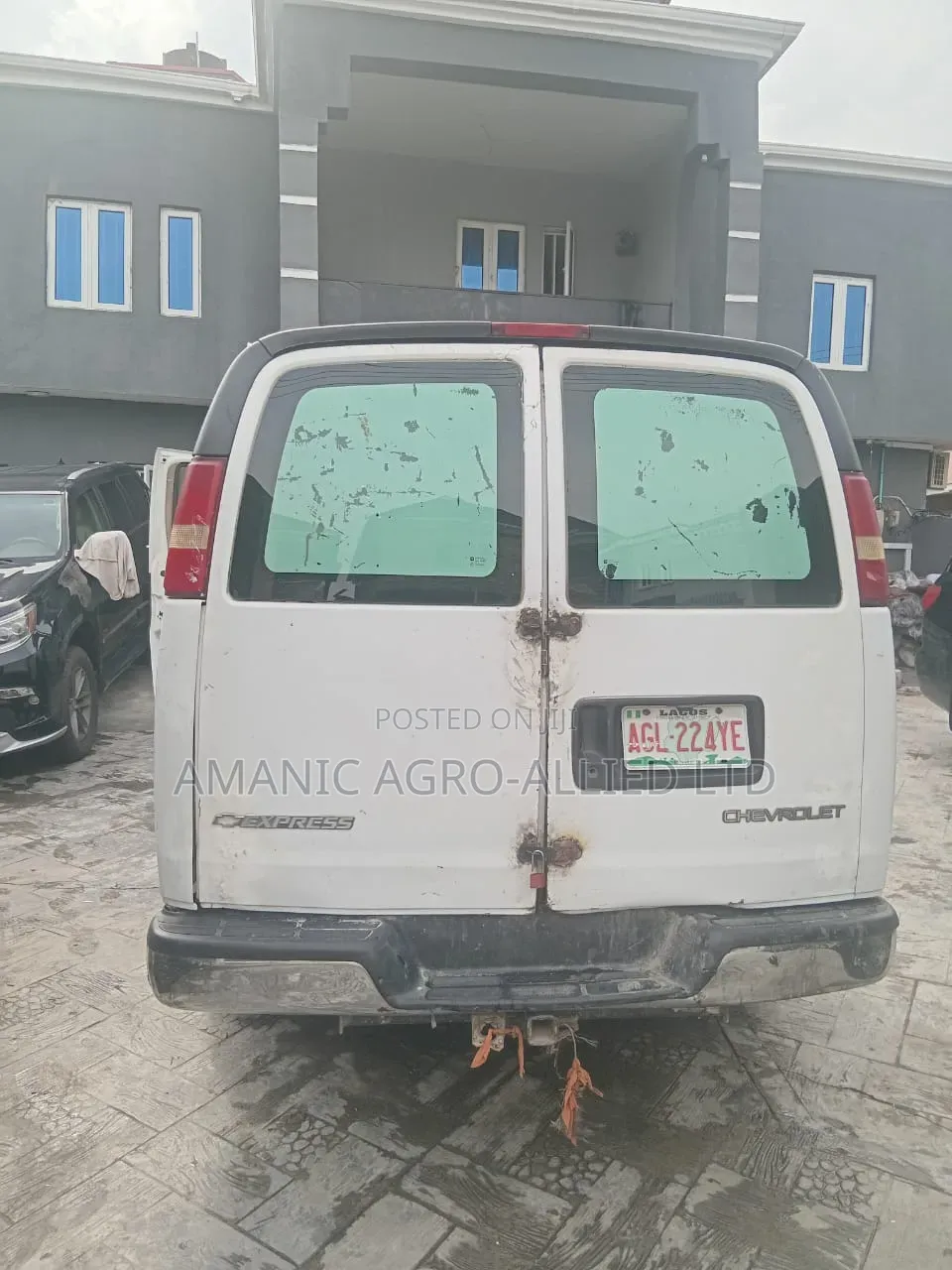 Chevrolet Express 2500 2005 White for sale - Amanic Agro-Allied Ltd ...