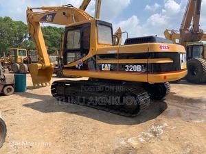 Cat 320bl Excavator for Hire | Reliable Earthmoving Equipment in Lagos ...