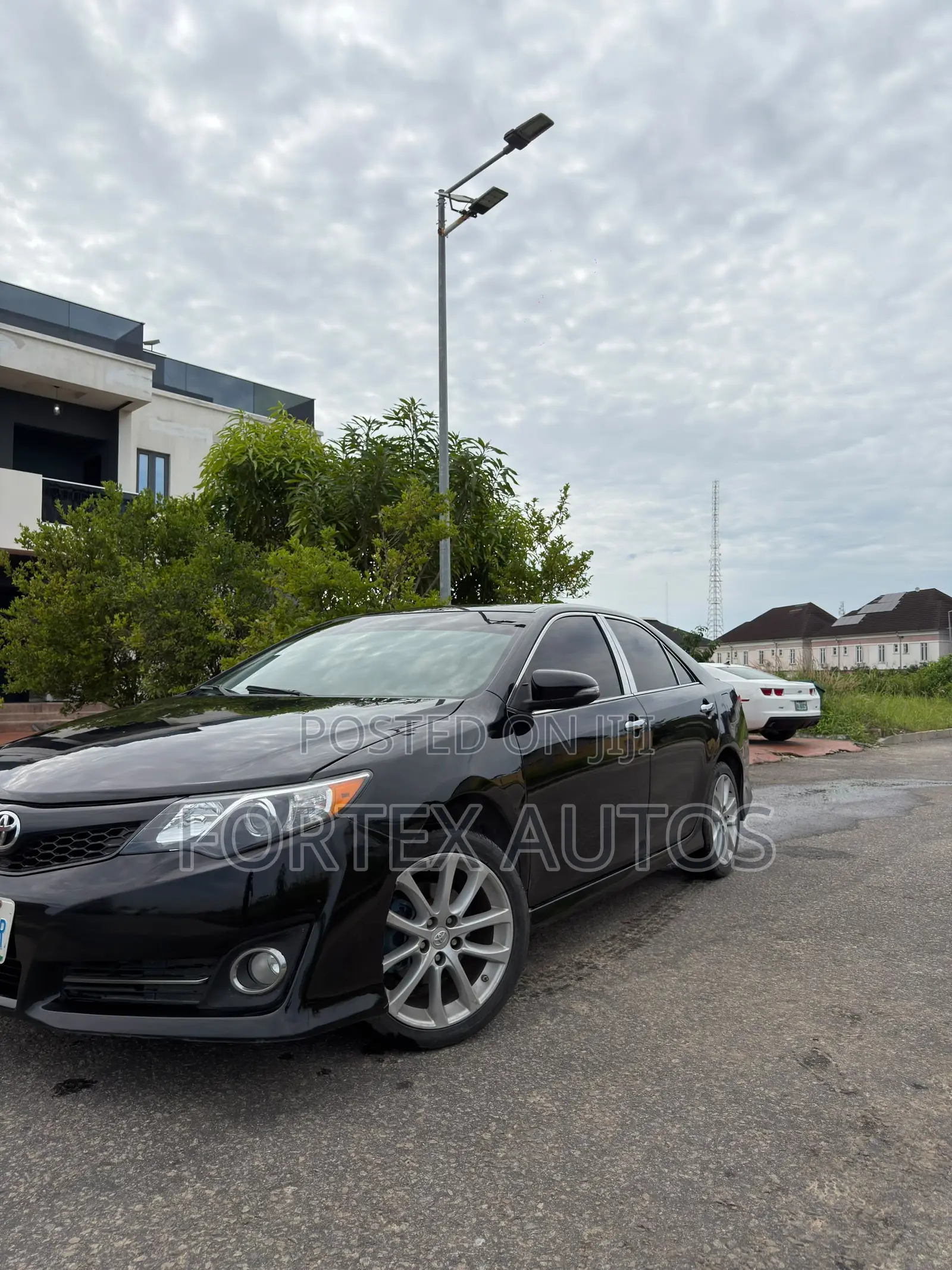Toyota Camry SE 4dr Sedan (2.5L 4cyl 6A) 2012 Black - Price: ₦ ...