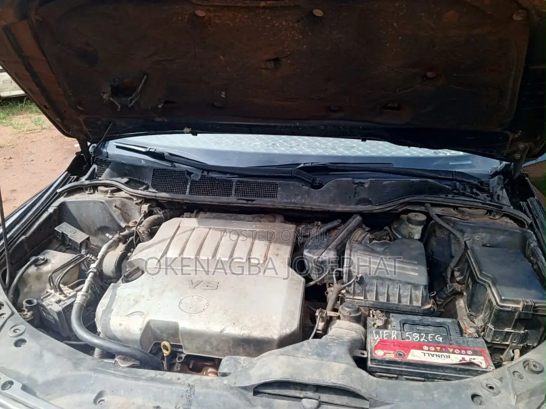 Toyota Venza V6 AWD 2010 Black for sale - Okenagba Josephat Price: ₦ ...