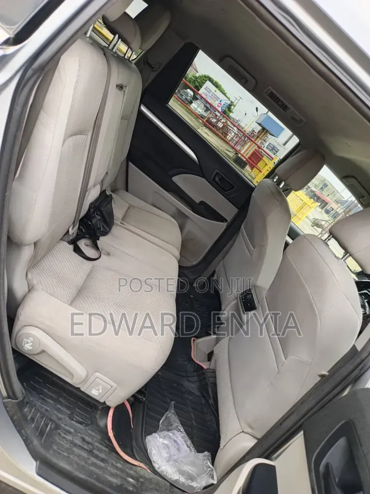 Toyota Highlander LE V6 4x4 (3.5L 6cyl 6A) 2016 Silver for sale ...