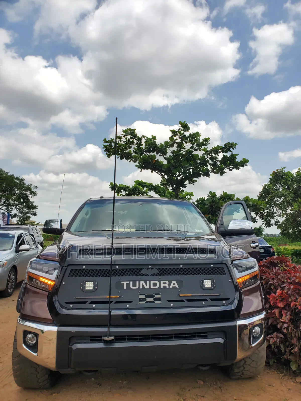 Toyota Tundra 2014 Maroon for sale - phred hemit autos Price: ₦ ...