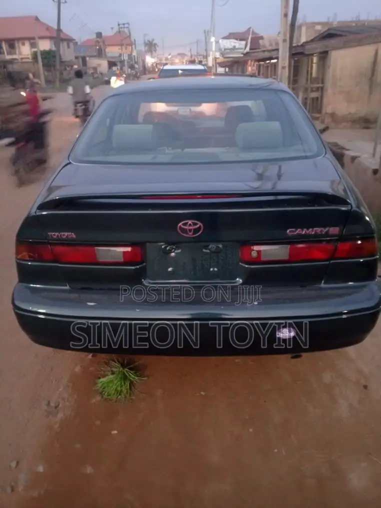 Toyota Camry 2000 Blue - Simeon Toyin Price: ₦ 2,900,000 on Jiji.ng [Ido]