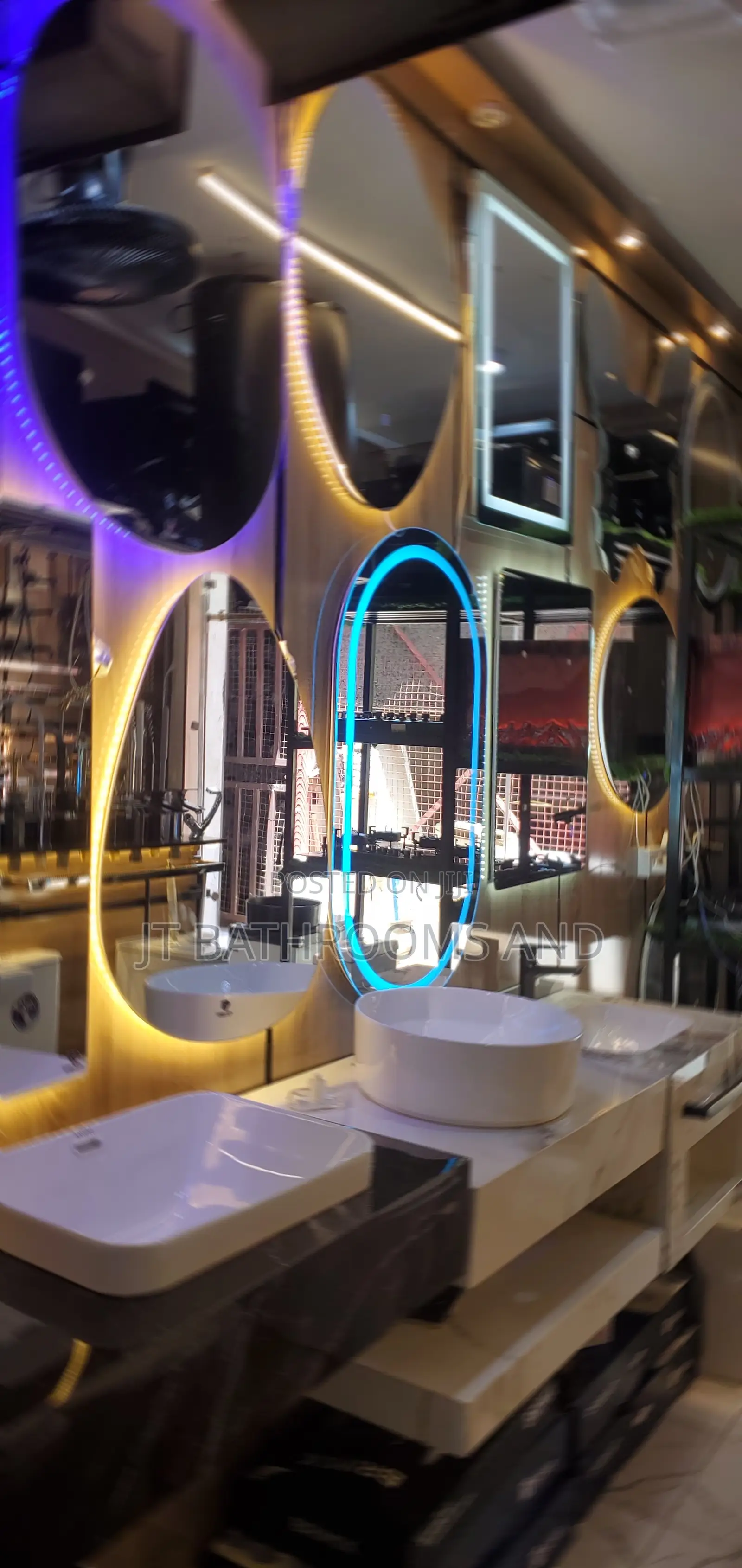 Classic Oval Led Wall Mirrors With Built-in Ambient Lighting - Jt ...