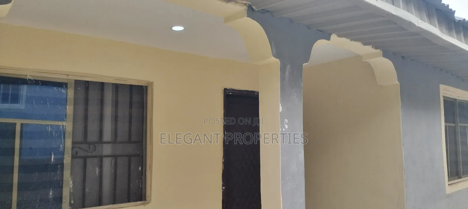 2bdrm Block of Flats in Mast, Usteem School, Osogbo for sale - ELEGANT ...