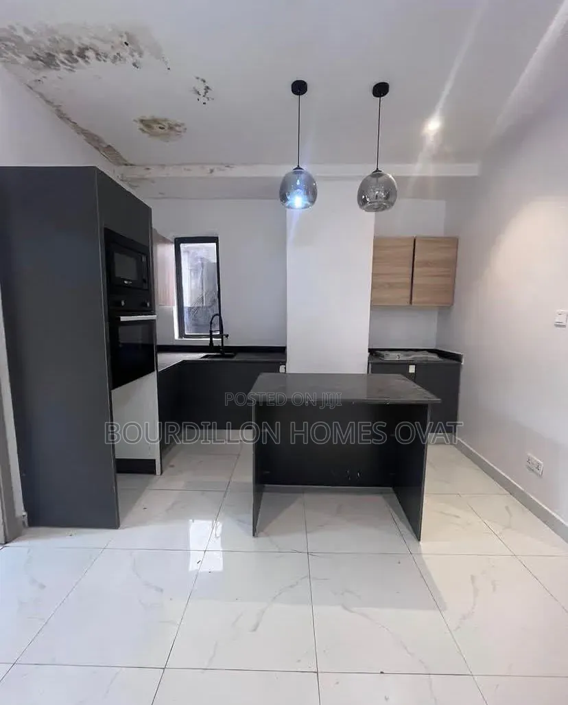 1bdrm Apartment in Freedomway Lekki for sale - Price: ₦ 135,000,000 on ...
