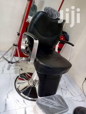 Standard Barbing Salon Chair in Kubwa - Salon Equipment, Chibest Salon ...