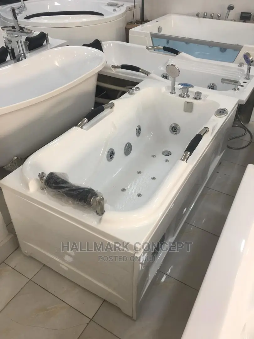 Single Jacuzzi Bath Tub With Massage Jets in Orile - Plumbing & Water ...