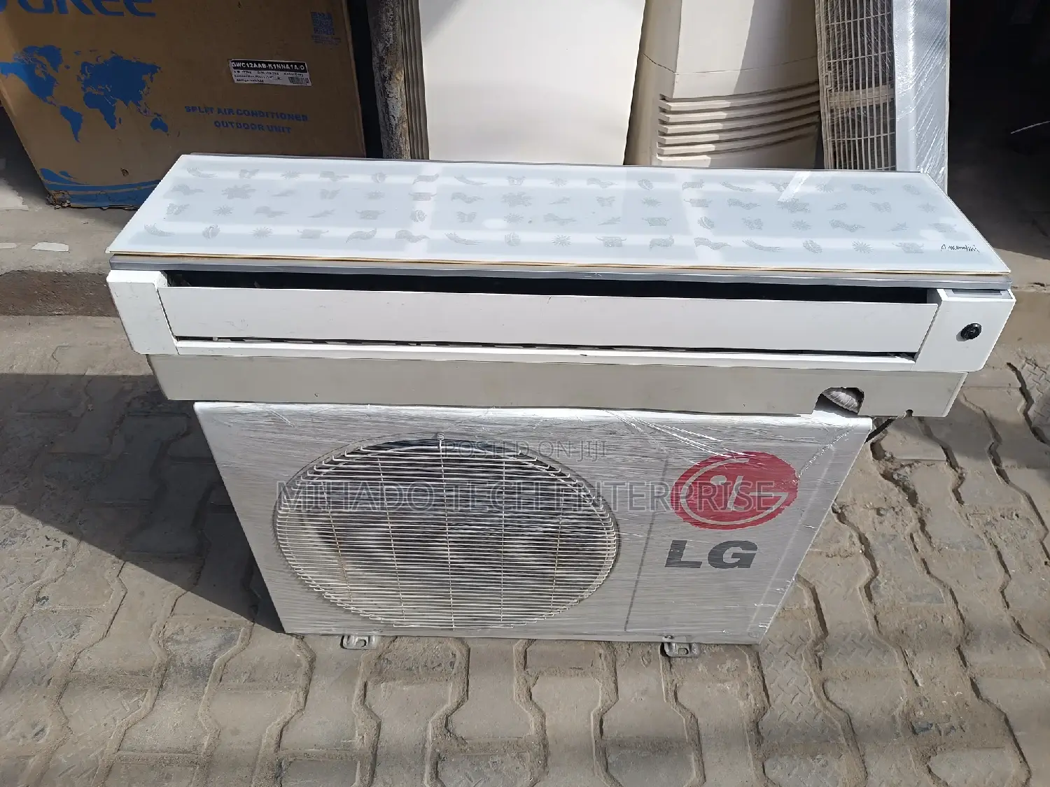 Lg 1.5hp Sleek Glass Design Split Unit Air Conditioner,Lvs for sale ...