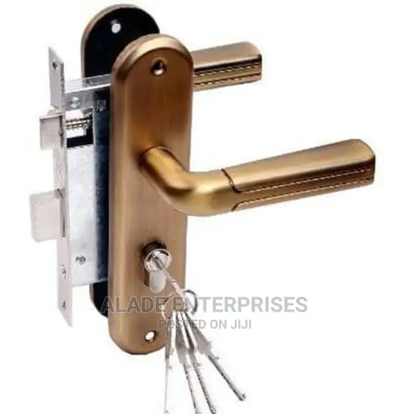 BIG SIZE Door Lock For Wooden Iron Door In Lagos Island Eko BIG SIZE Door Lock For Wooden Iron Door In Lagos Island Eko